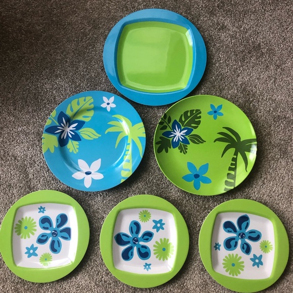 Dining | Set Of 9 Tropical Floral Melamine Plates | Poshmark